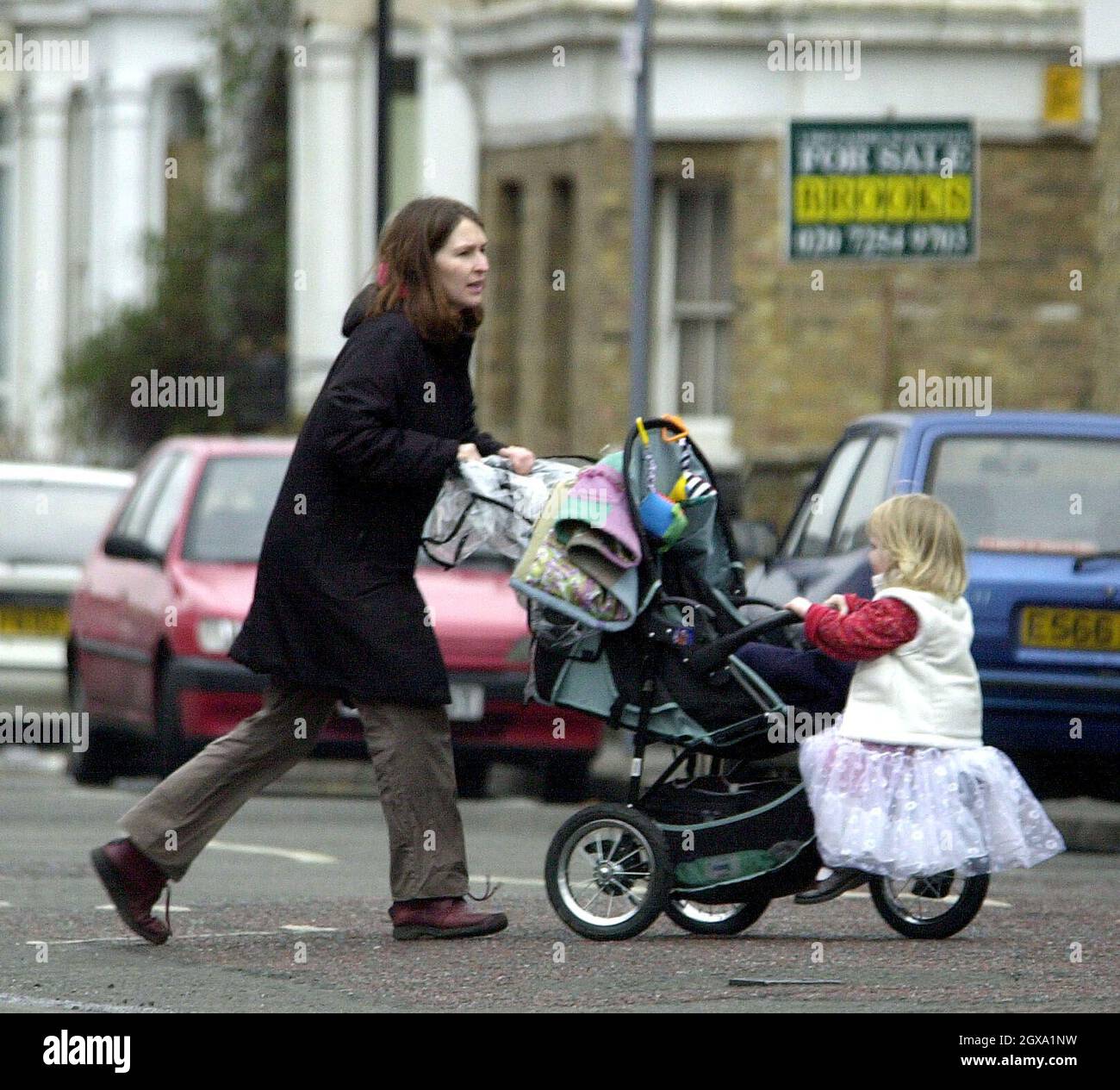 "Cold Feet" Star Helen Baxendale out for a stroll with her daughter ...