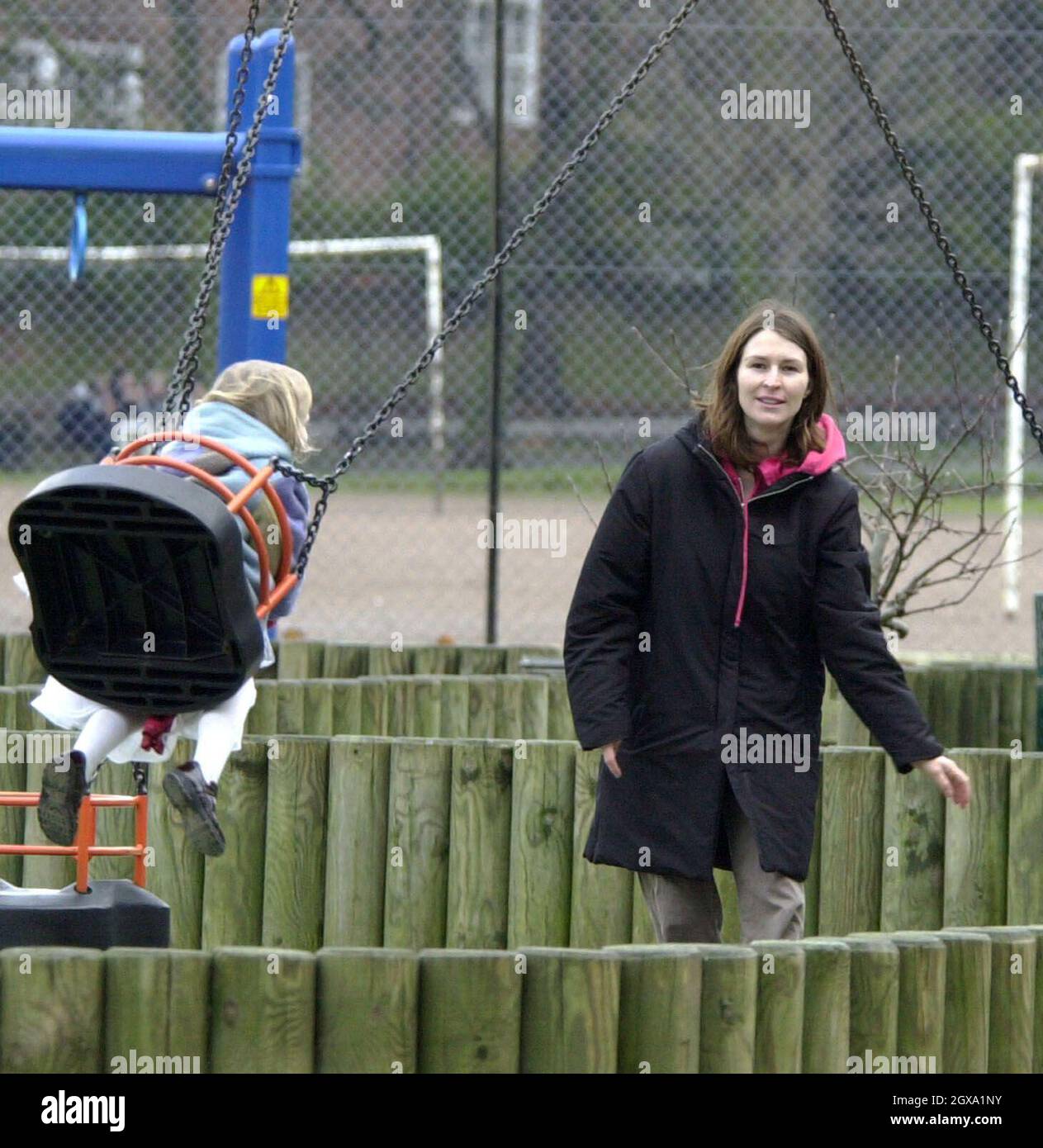 "Cold Feet" Star Helen Baxendale out for a stroll with her daughter ...