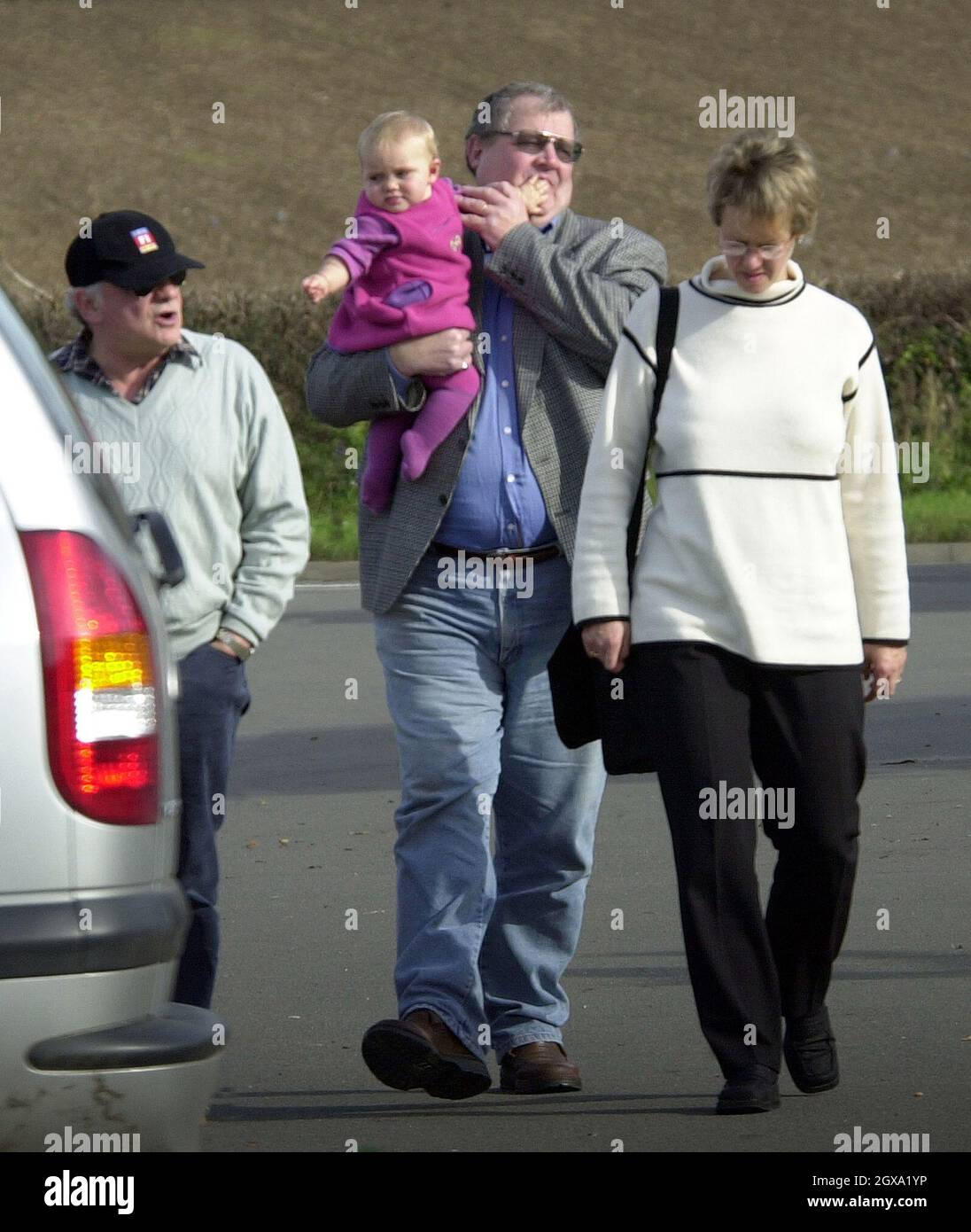 1st pictures of David Jason and his 7 month old girl Sophie with ...