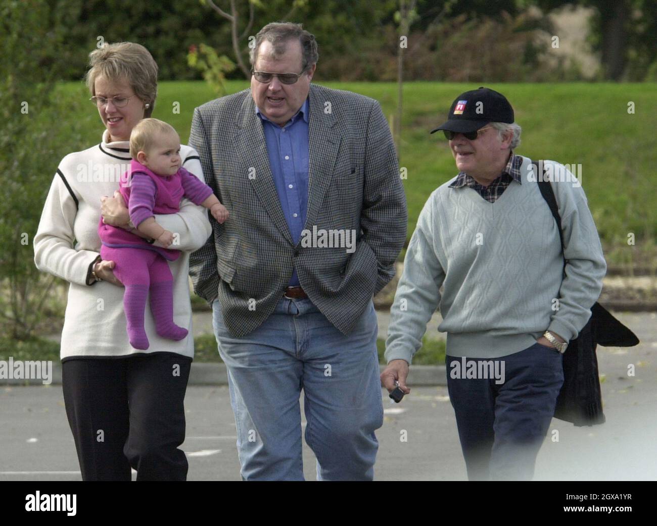 1st pictures of David Jason and his 7 month old girl Sophie with ...