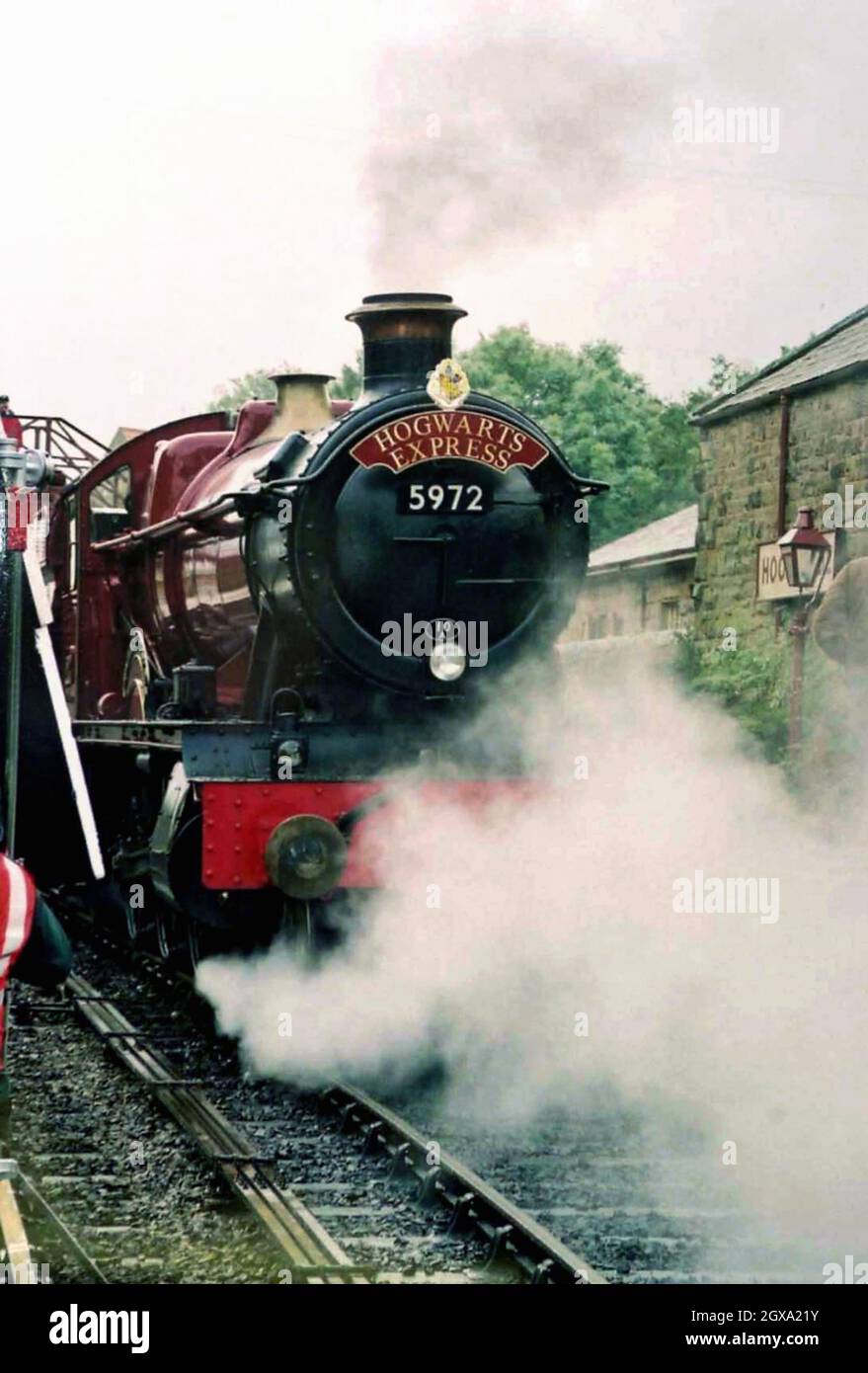 Filming of the new £100 Million Harry Potter Movie, scenes on Hogsmeade ...