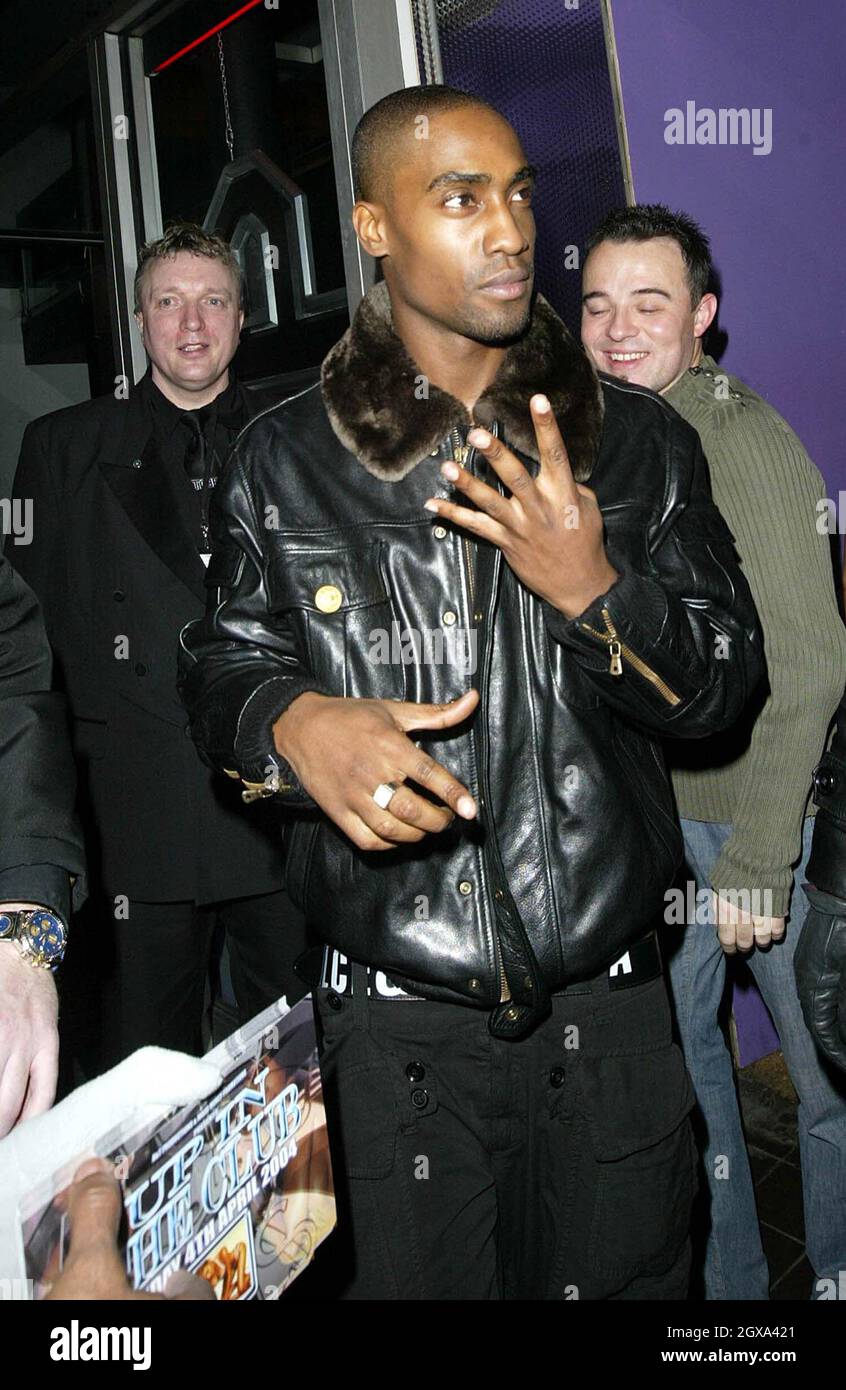 Simon webbe from blue hi-res stock photography and images - Alamy