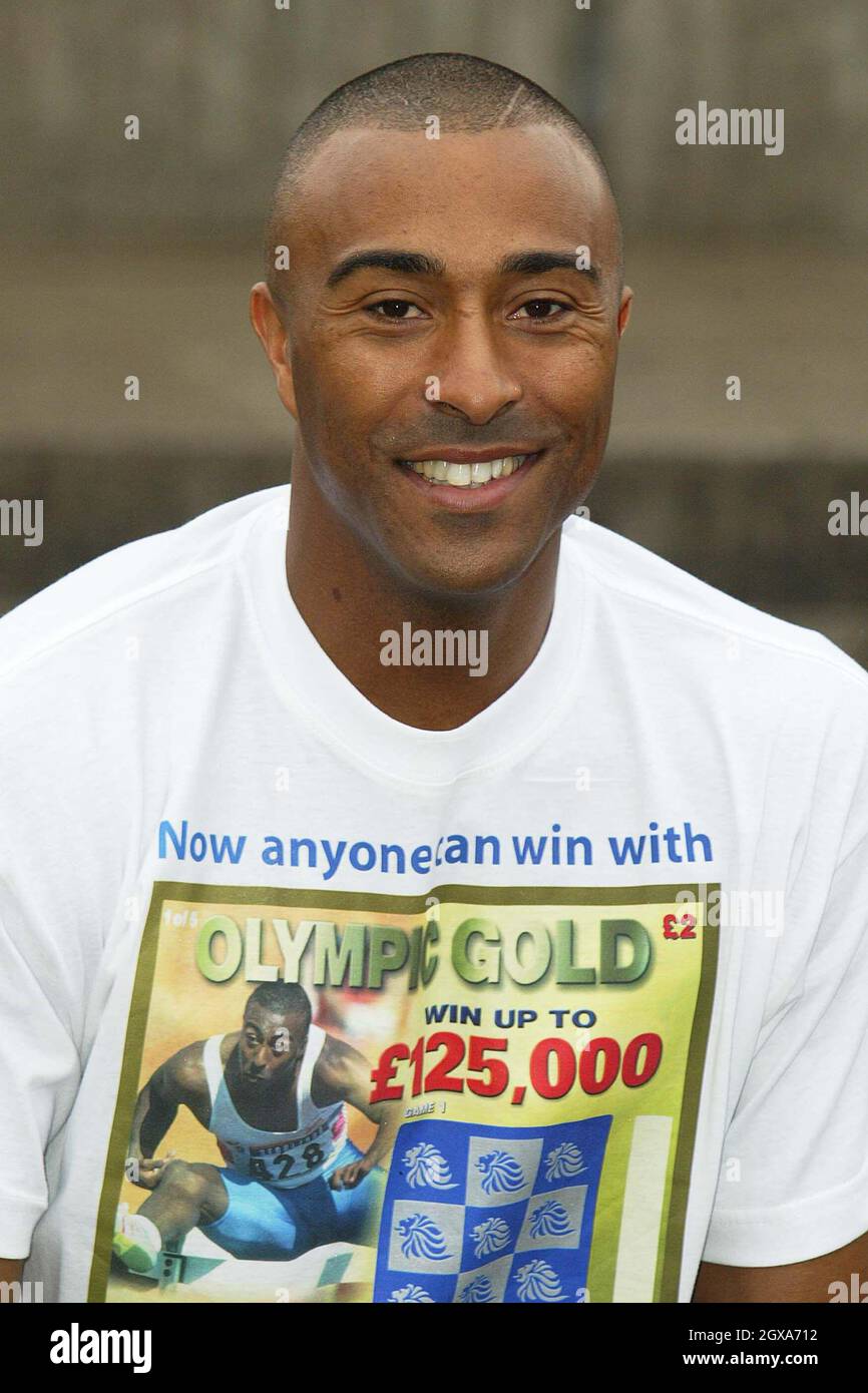 Colin jackson hi-res stock photography and images - Alamy
