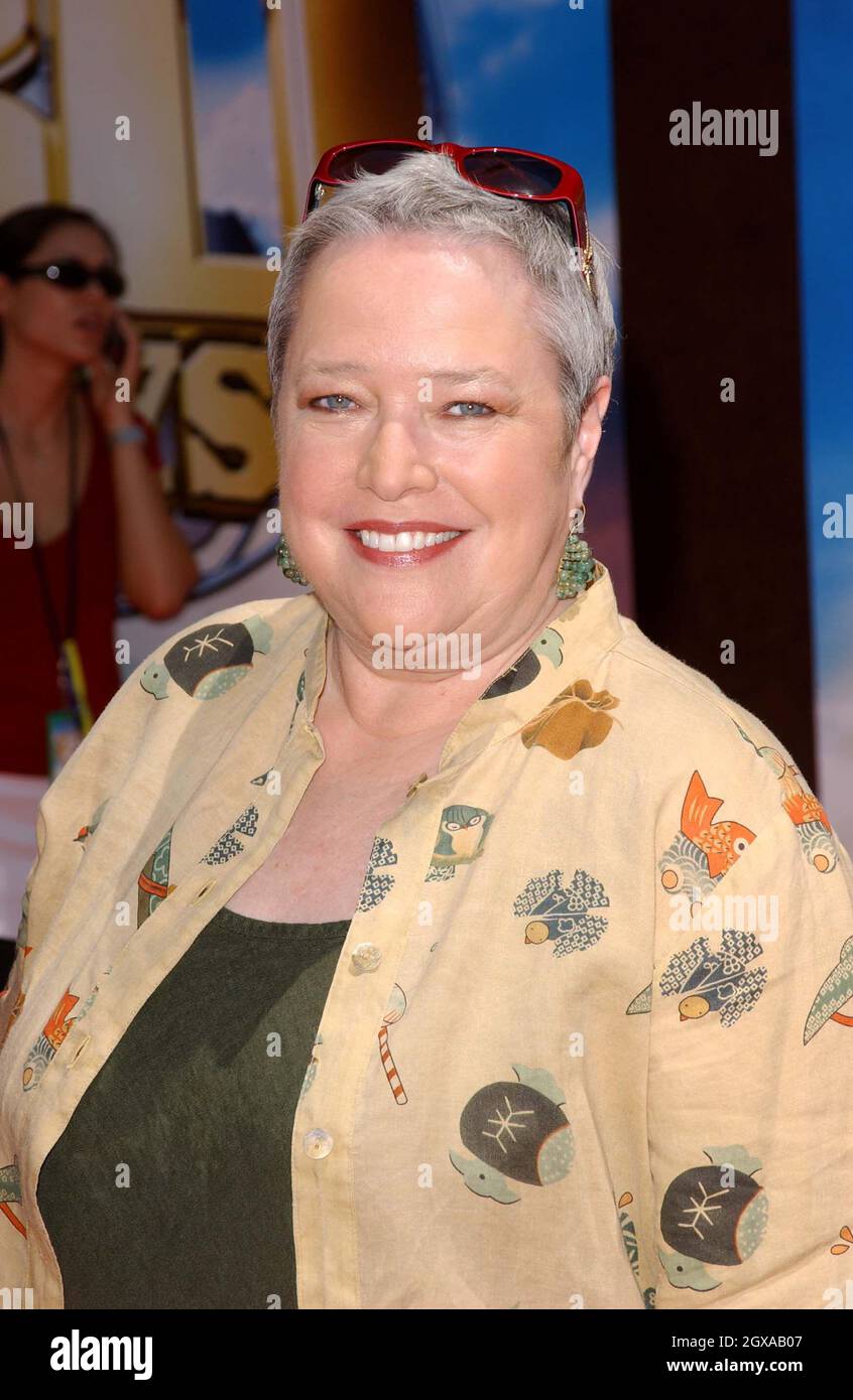 Kathy bates hi-res stock photography and images - Alamy