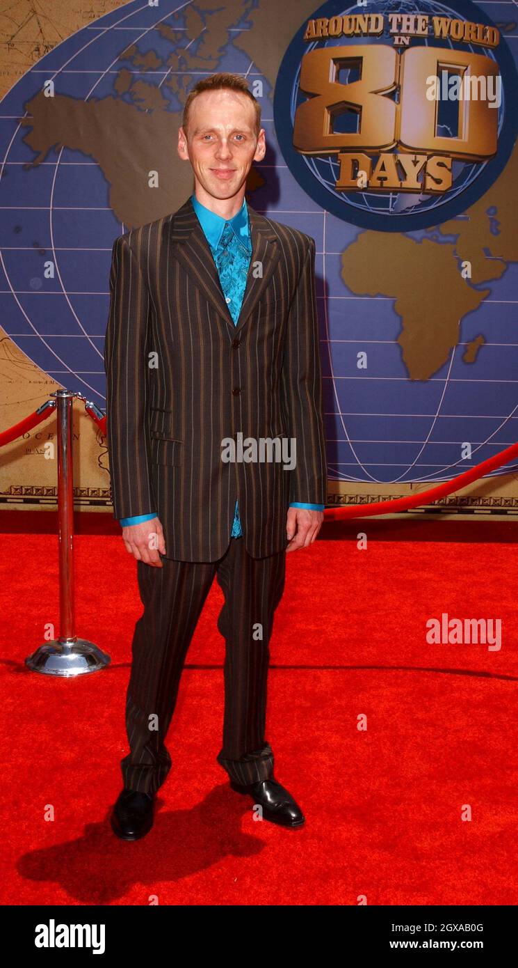 Ewen Bremner at the premiere of Around The World In 80 Days in ...