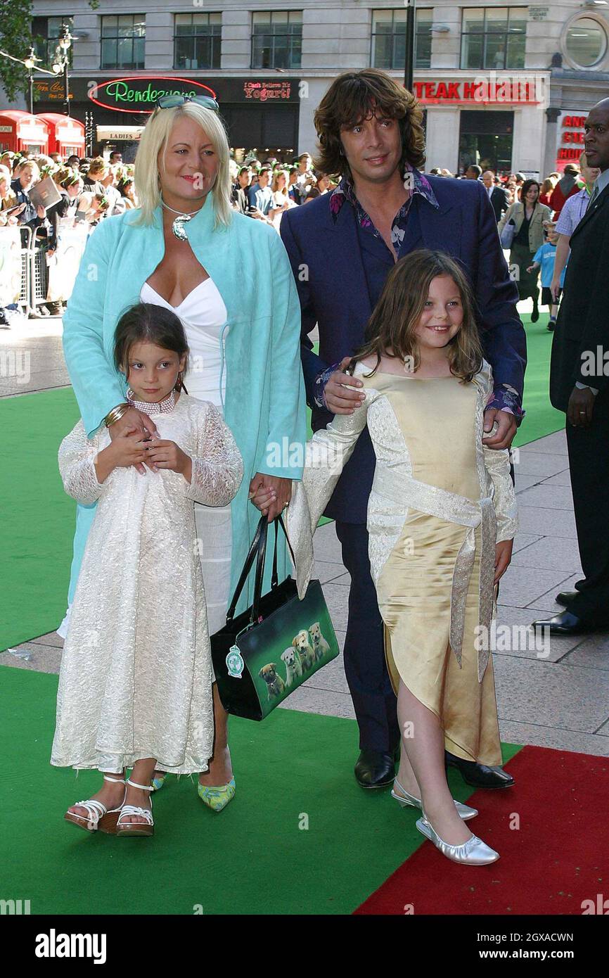 Laurence Llewelyn Bowen And Jackie Llewelyn Bowen High Resolution Stock ...