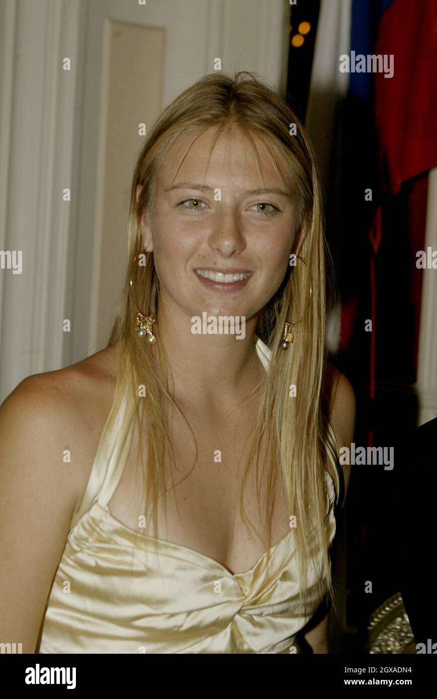 Maria Sharapova 2004 High Resolution Stock Photography and Images - Alamy