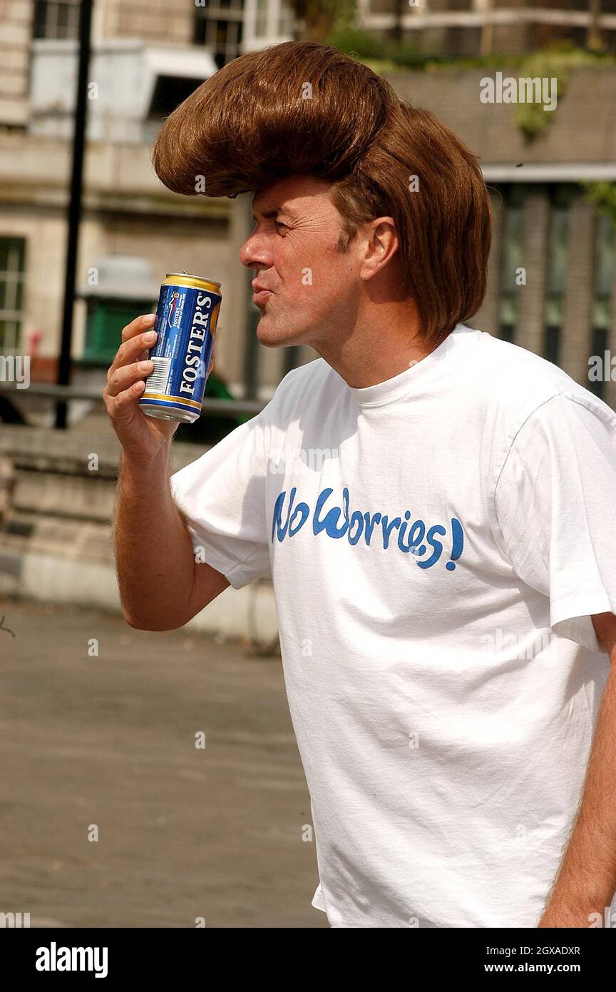 Phil Tufnell launches the new Foster's ad campaign Tuffer's Bush Trial ...