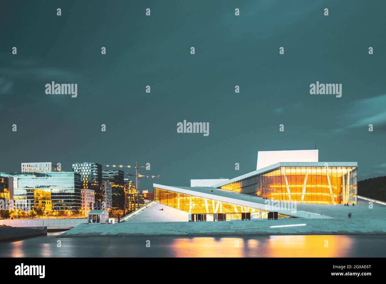 Oslo opera house night hi-res stock photography and images - Alamy