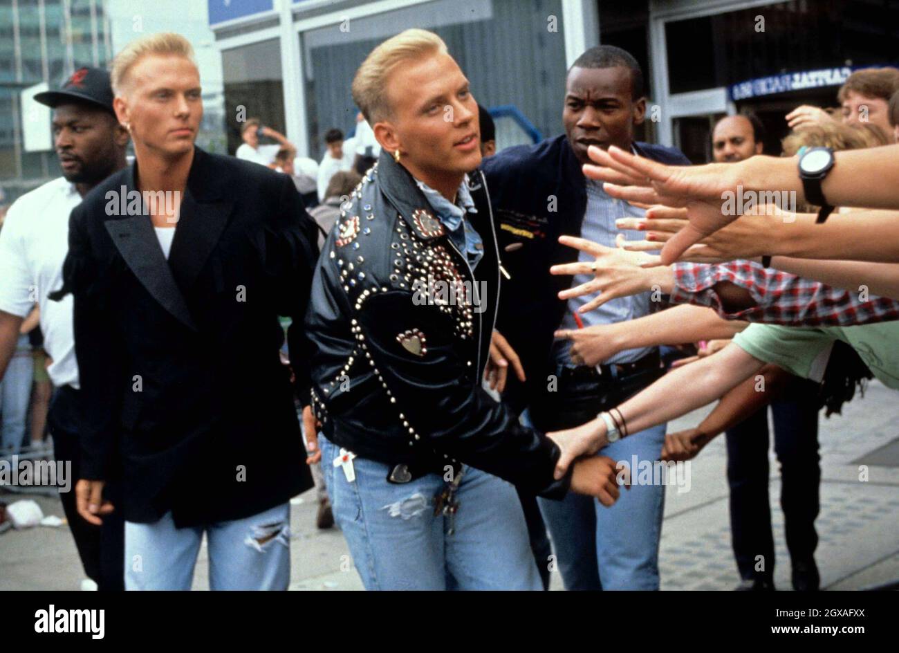 Bros fans luke hi-res stock photography and images - Alamy