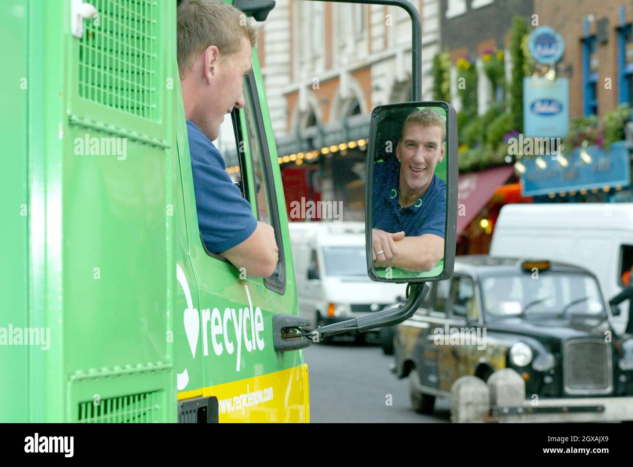 Olympic champion, Matthew Pinsent CBE launches Recycle Now, a new Â£10 ...