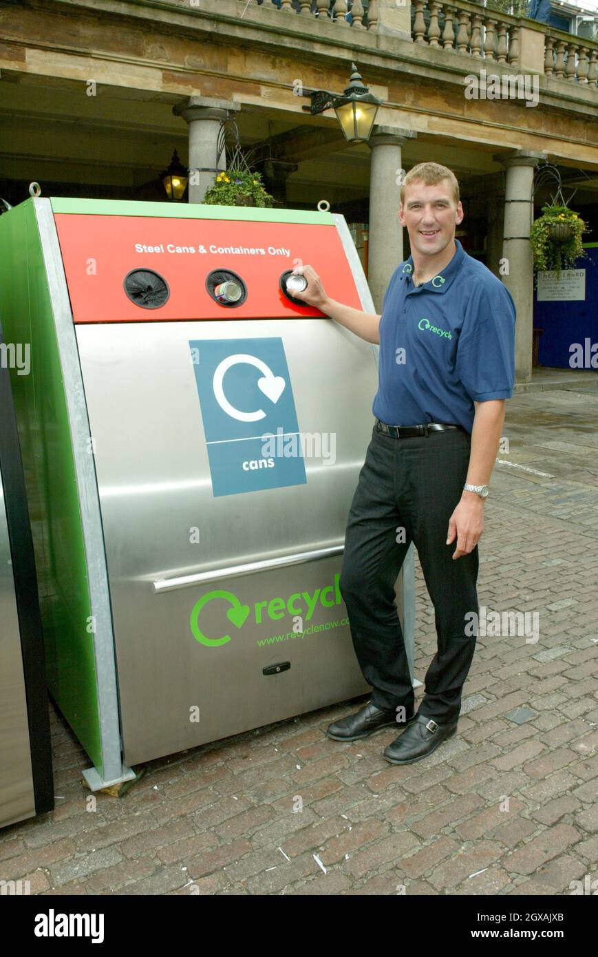 Olympic champion, Matthew Pinsent CBE launches Recycle Now, a new Â£10 ...