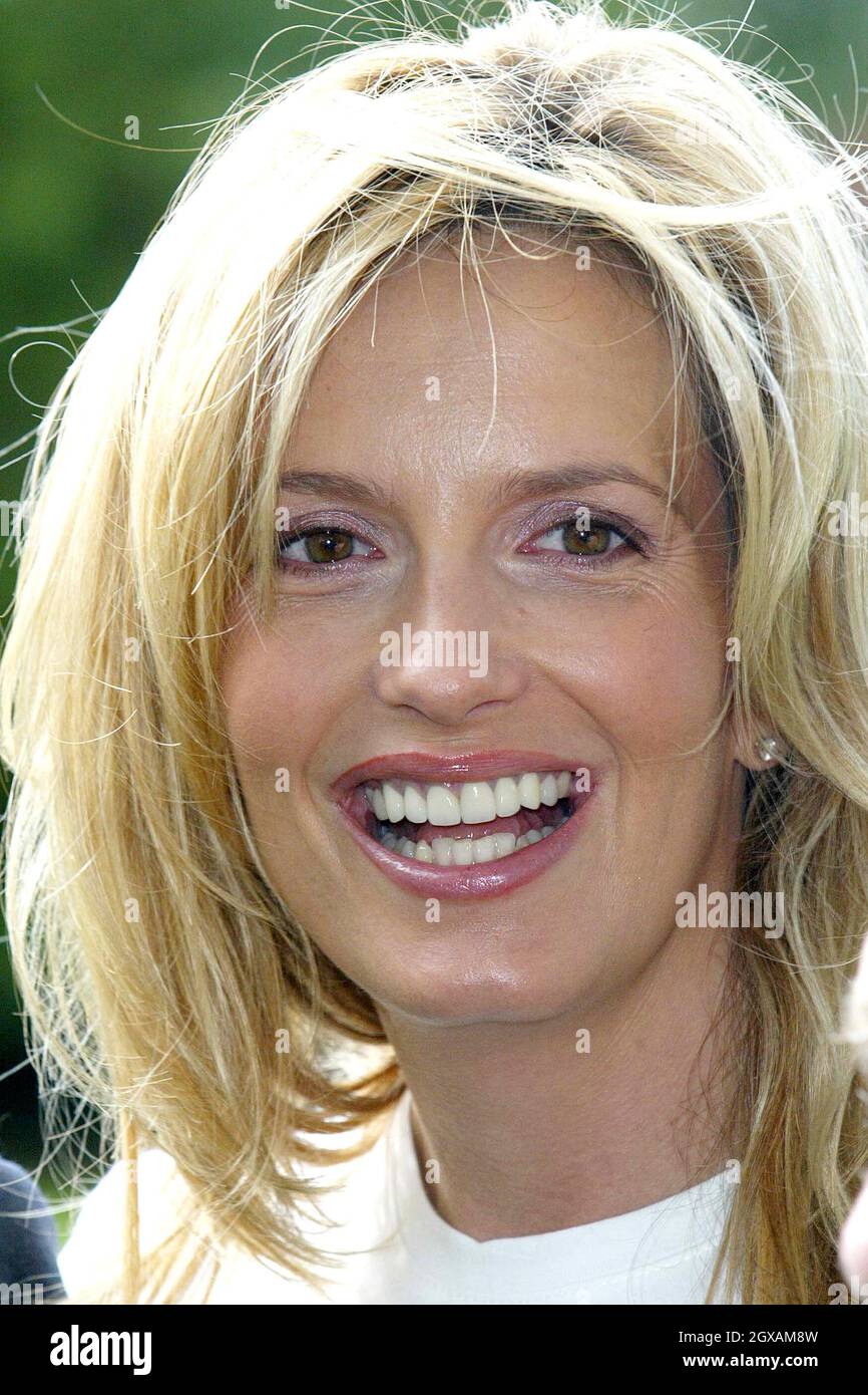 Penny Lancaster joins two british heroes of the World war II (Lt Col ...