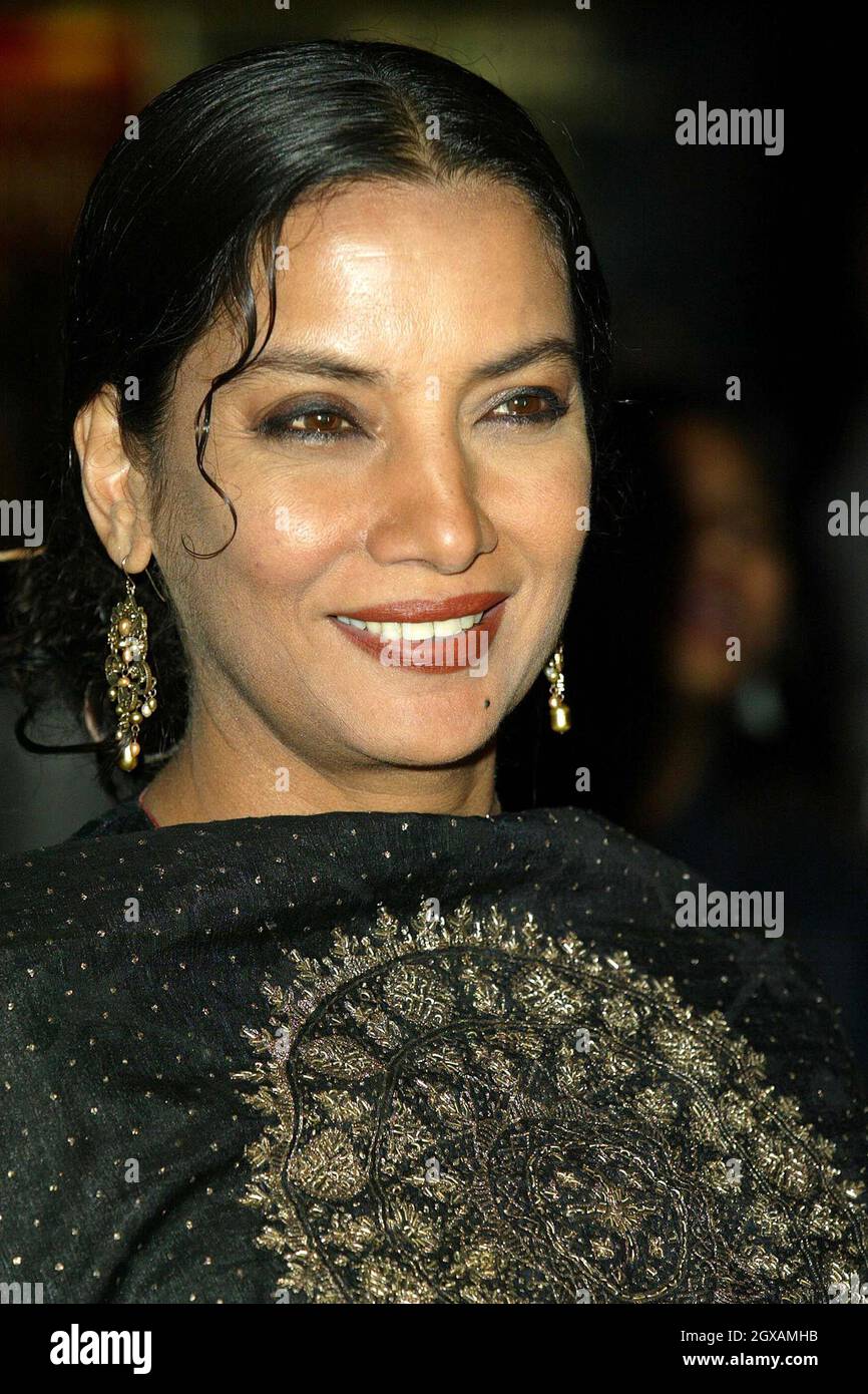Shabana Azmi arrives at the 2004 Sangeet Awards Winners at the Royal Albert Hall Stock Photo - Alamy