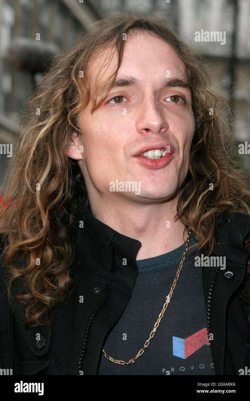 Justin Hawkins of The Darkness at the UK premiere of the Incredibles ...