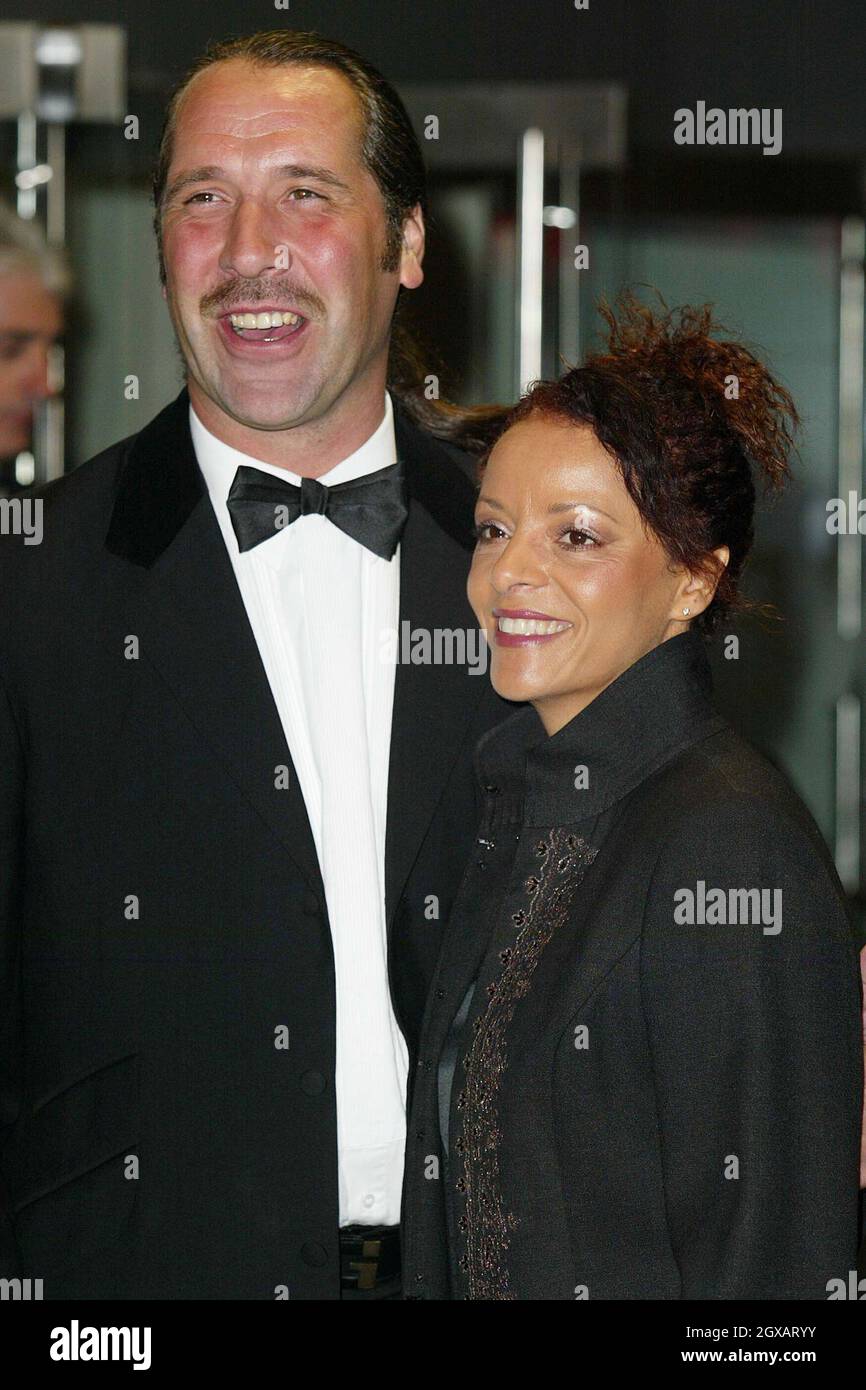 David Seaman and wife arrives at the film premiere of "Ladies in ...