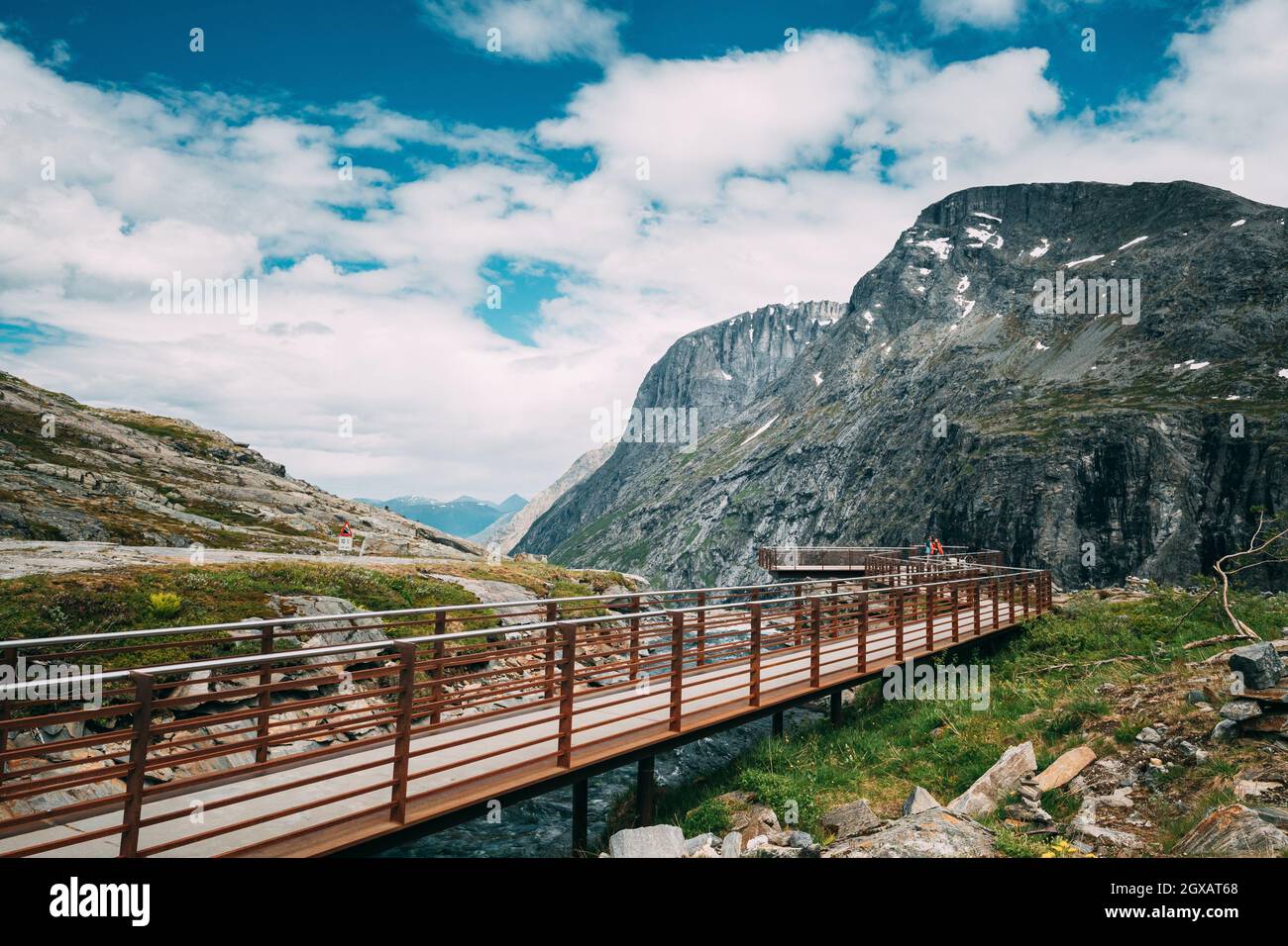 Trollstigen Visitor Centre High Resolution Stock Photography and Images ...
