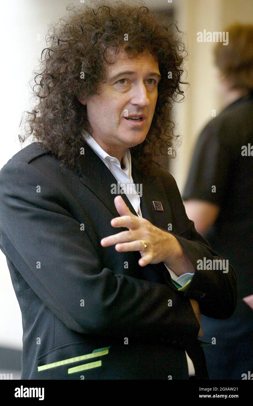 Annie Lennox at Nelson Mandela's book signing at the Dolchester Hotel ...
