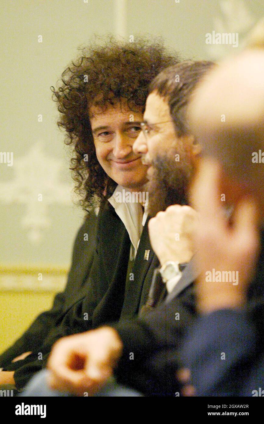 Annie Lennox at Nelson Mandela's book signing at the Dolchester Hotel ...