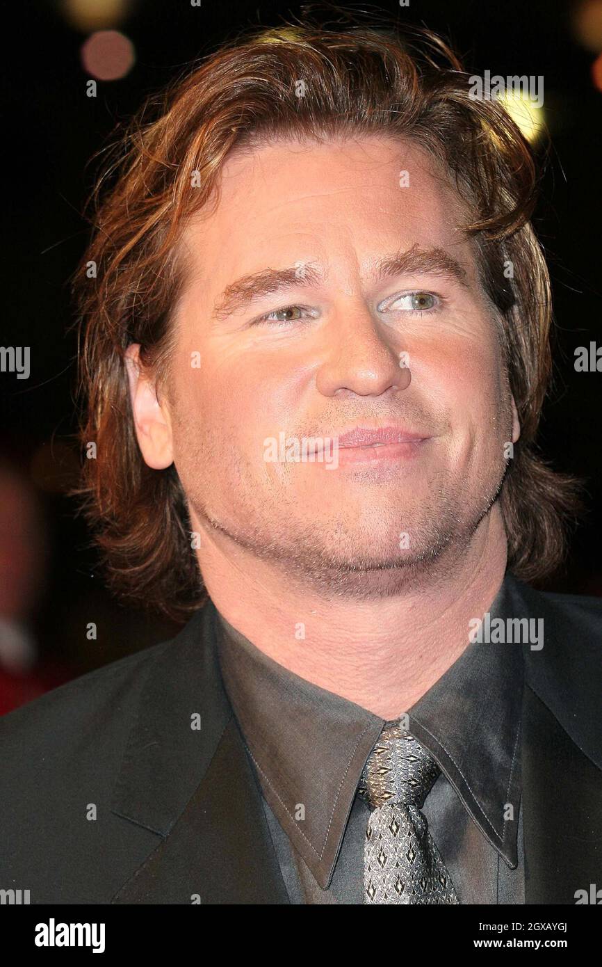 Val Kilmer arrives at the UK premiere of Alexander at the Odeon ...