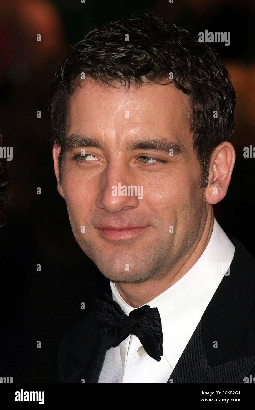 Clive owen bafta hi-res stock photography and images - Alamy