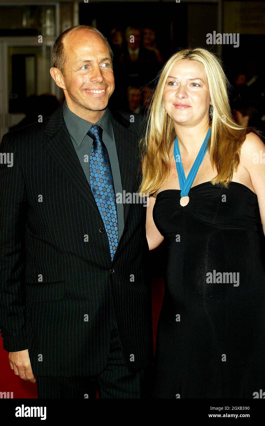 Peter Chelsom arriving at the film premiere "shall we dance" at ...