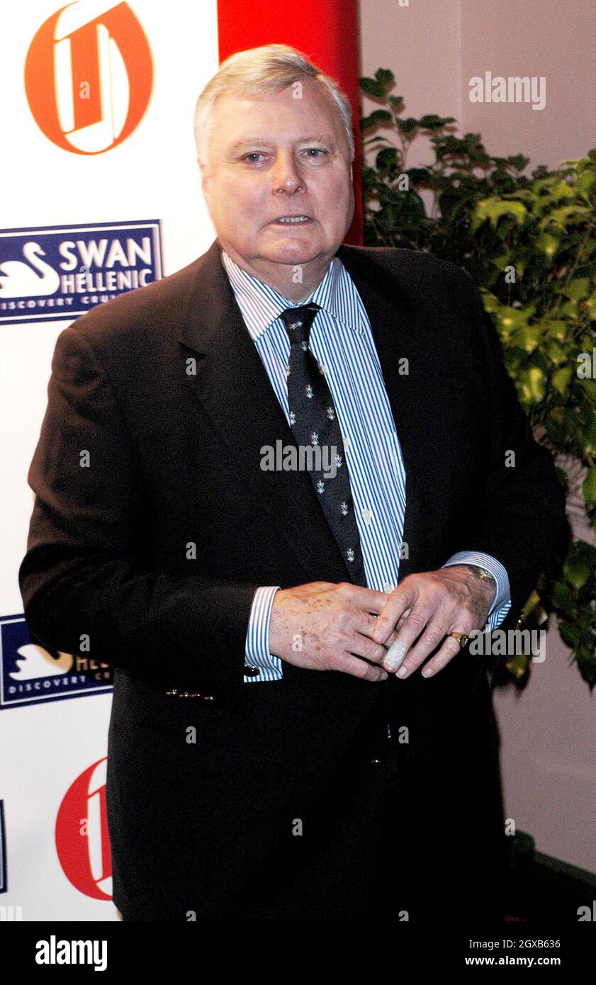 Peter Allis join Britain's Oldest Superstars as they gather for the ...