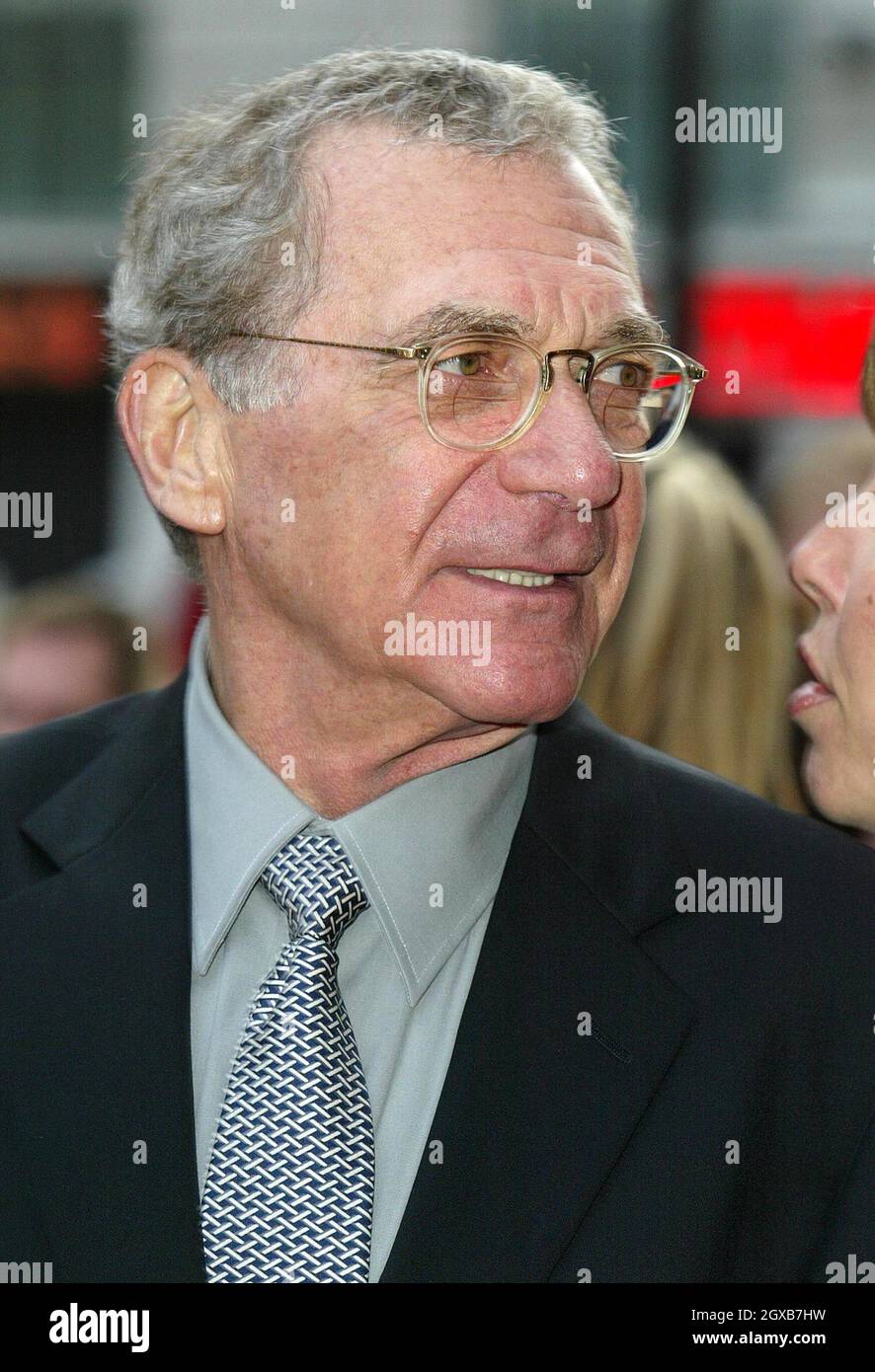 Director Sydney Pollack arrives a "the Interpreter" UK charity premiere ...