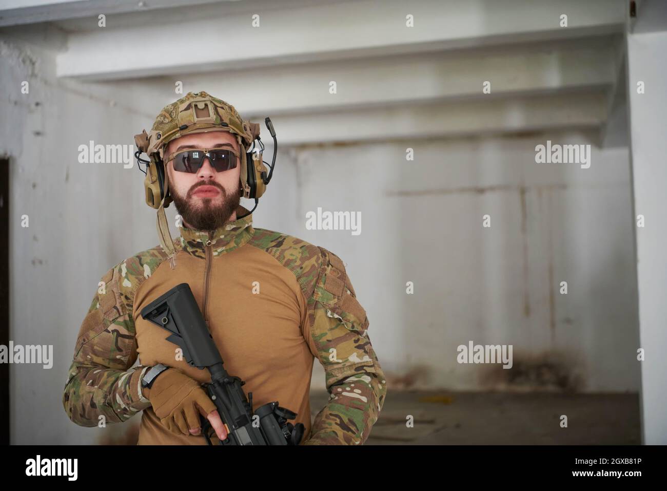 modern warfare soldier portrait as a hero in urban environment Stock ...