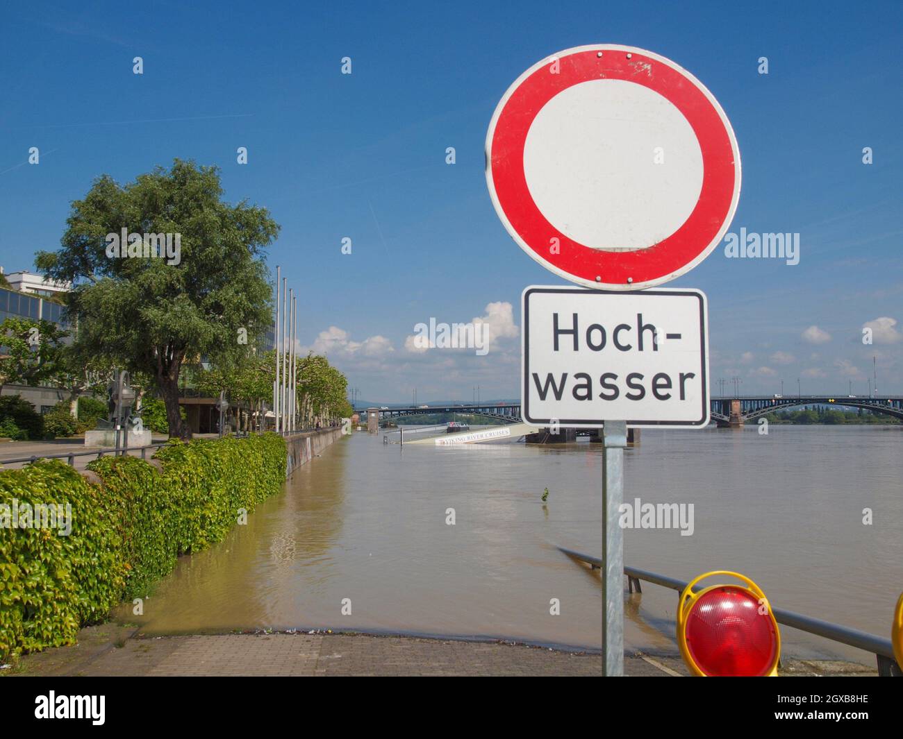 Flood river rhine hi-res stock photography and images - Alamy