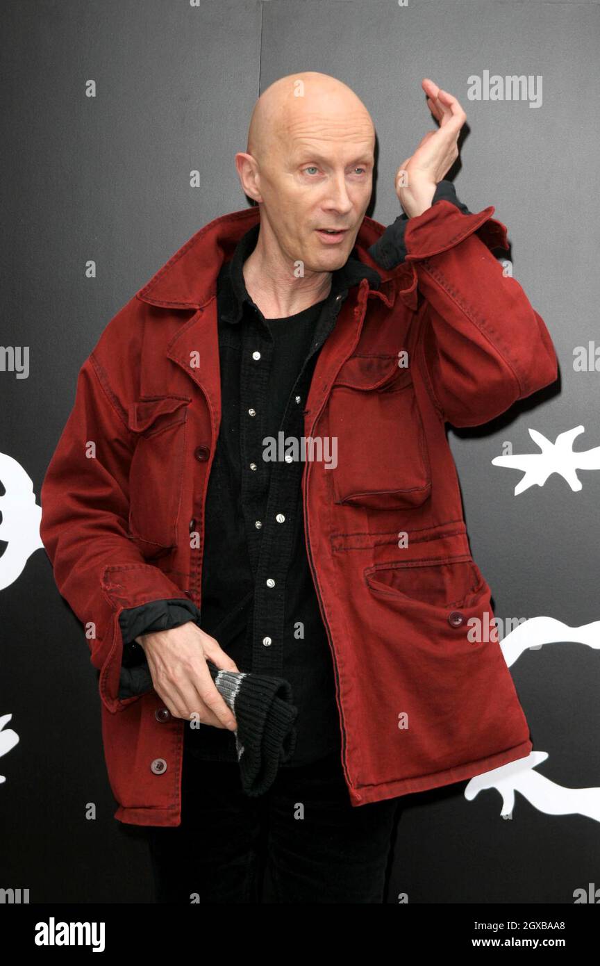 Richard O'Brien volunteered to show guests around the new UK head ...