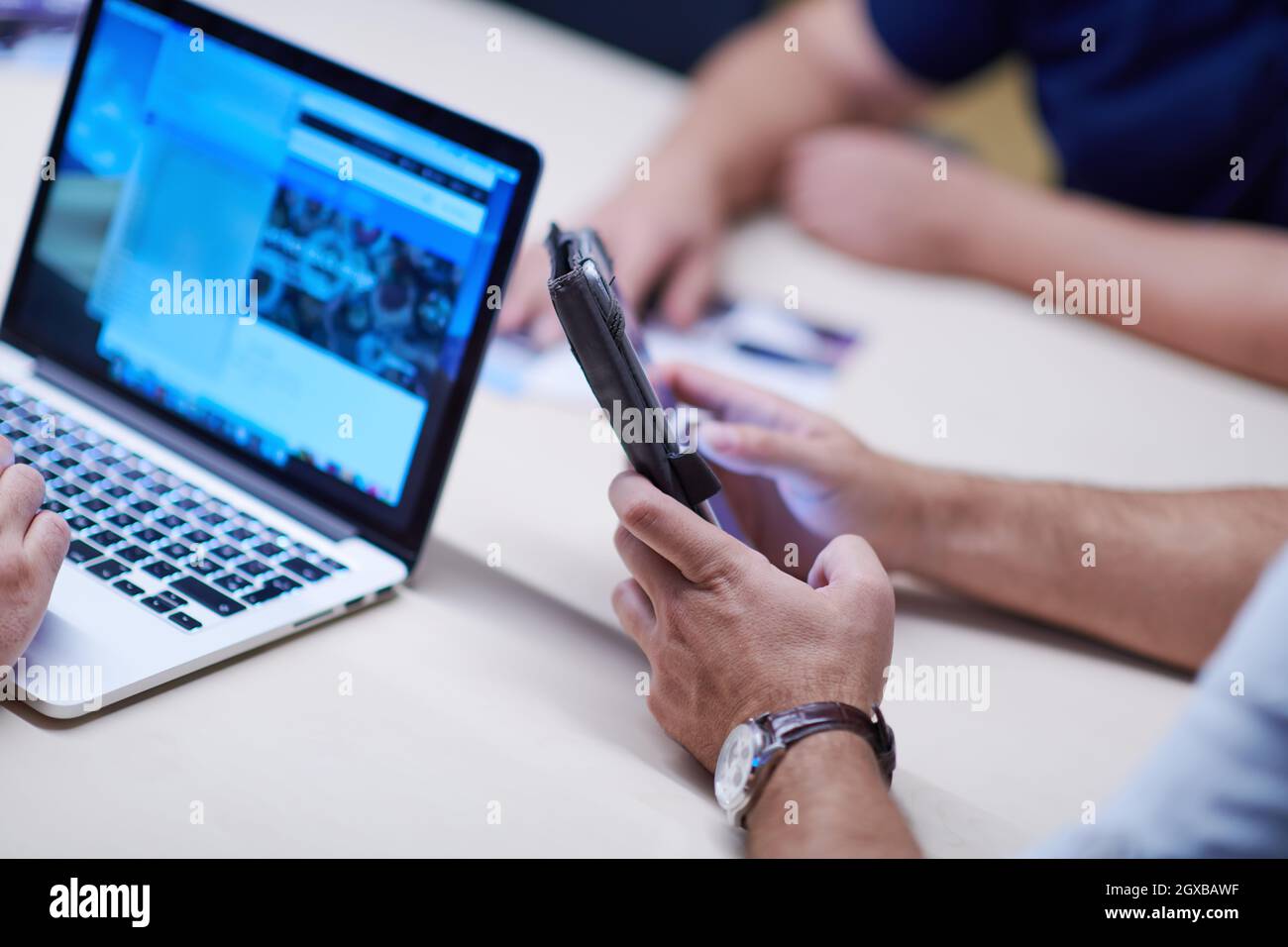 Man Surrounded By Screens High Resolution Stock Photography and Images ...