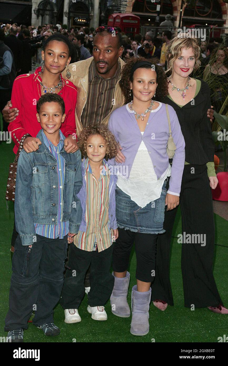 Kyle Johnson and family arriving at the Wallace And Gromit the Curse of the Were-Rabbit UK ...