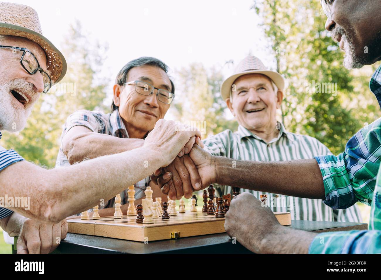Old Senior Chess Park High Resolution Stock Photography and Images - Alamy