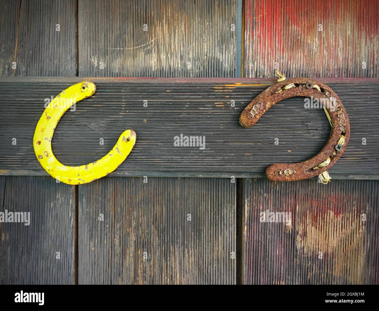 Two horseshoes hi-res stock photography and images - Alamy