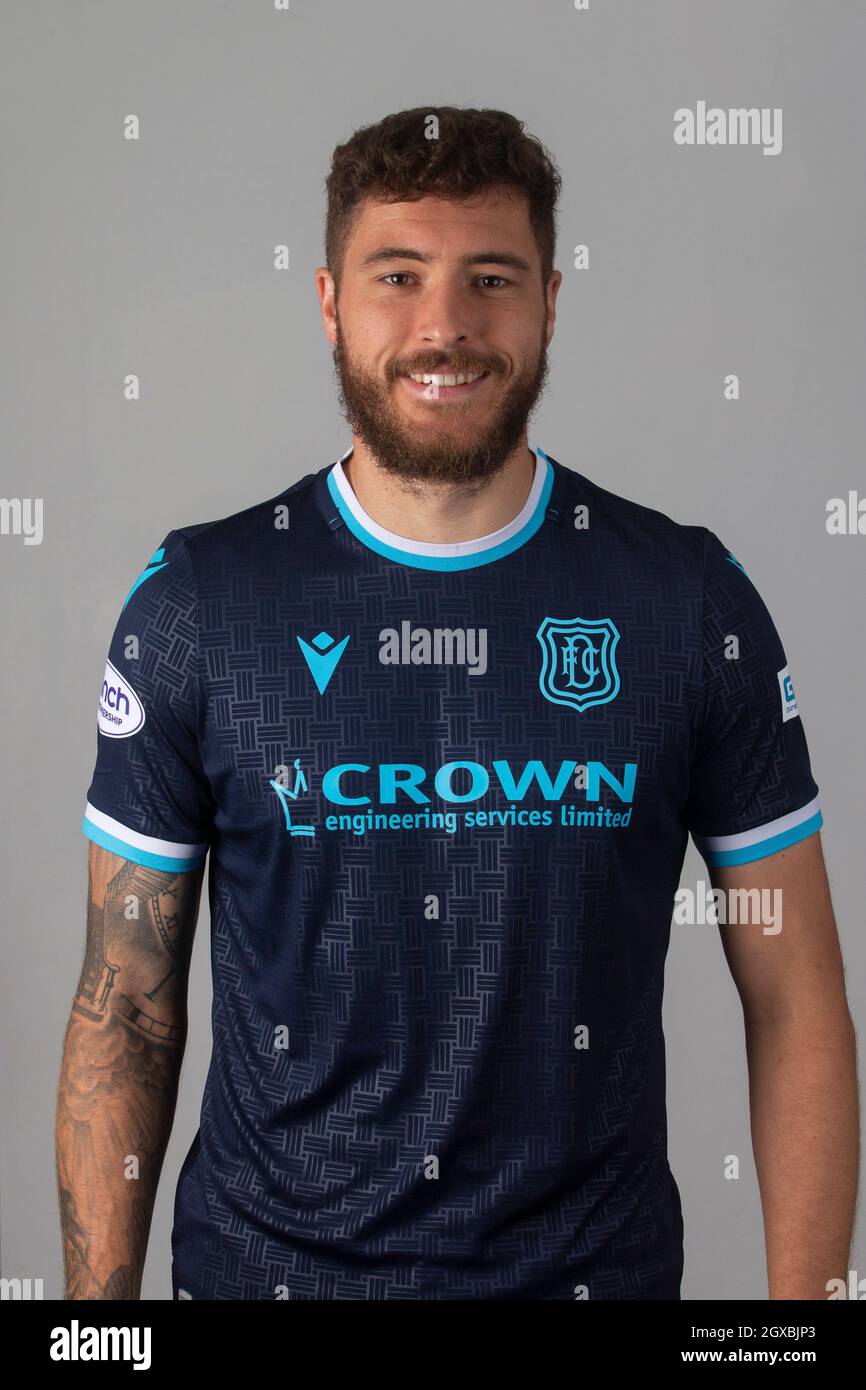 Dundee FC's Ryan Sweeney Stock Photo - Alamy