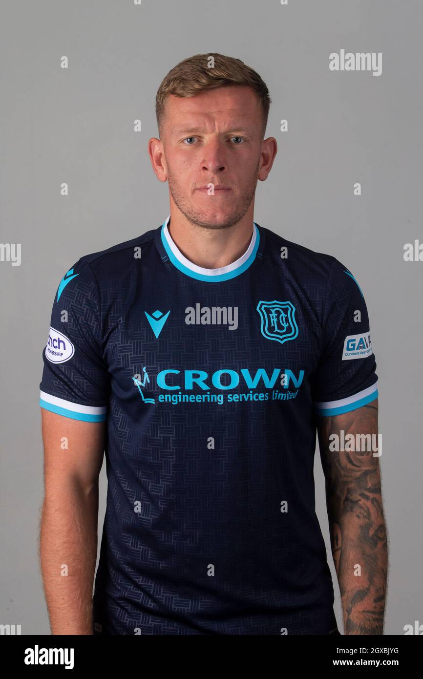 Dundee FC's Lee Ashcroft Stock Photo - Alamy