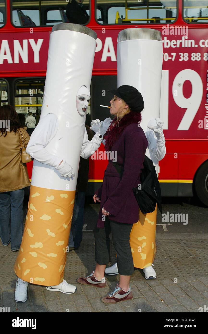 The National 'NO SMOKING DAY' in London Stock Photo - Alamy