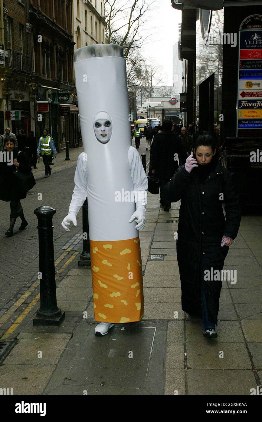 The National 'NO SMOKING DAY' in London Stock Photo - Alamy