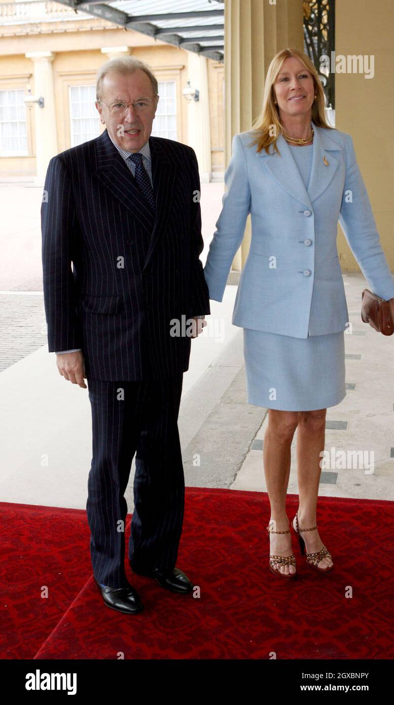 Sir David Frost and Lady Frost arriving Stock Photo - Alamy