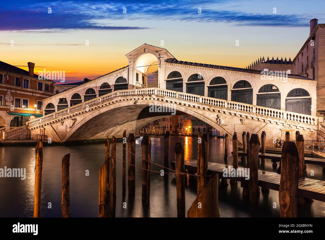 Rialto island hi-res stock photography and images - Alamy