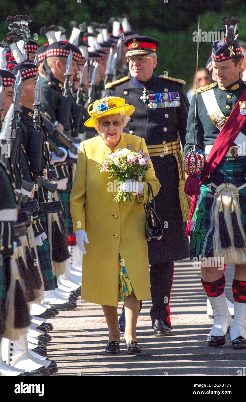 Ceremony of the keys holyrood hi-res stock photography and images - Alamy