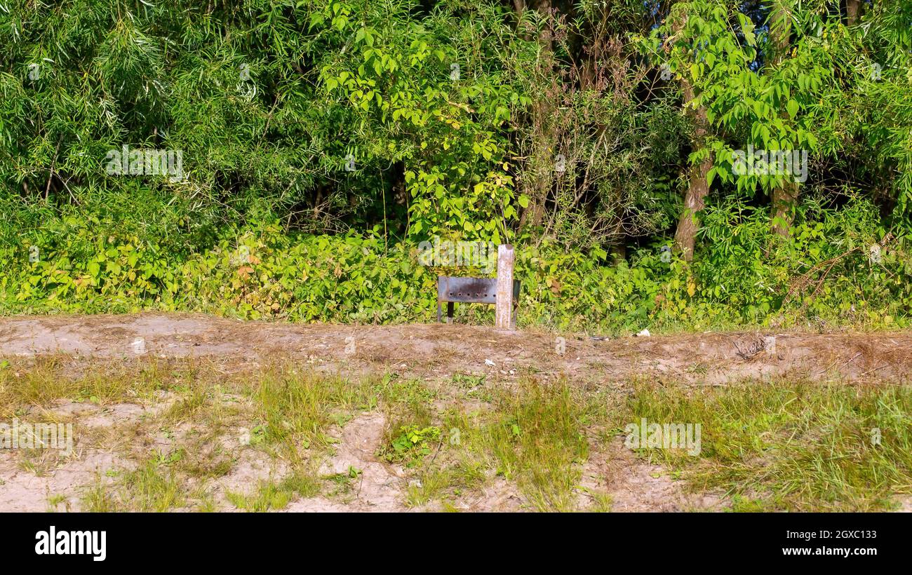 Old barbecue hi-res stock photography and images - Alamy
