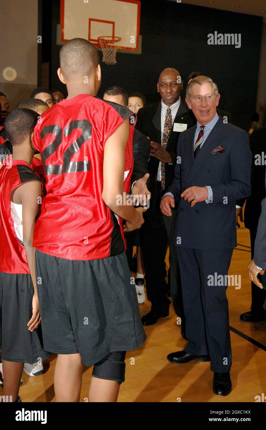 Prince Charles, Prince of Wales visits the gym at Harlem Children's ...