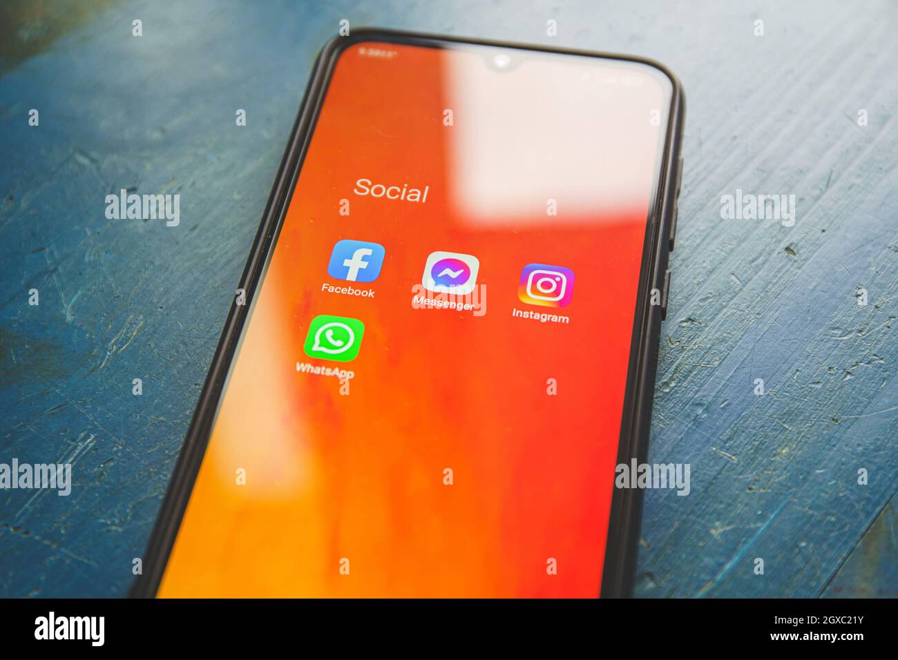 Social network applications on smartphone: Facebook, messenger ...