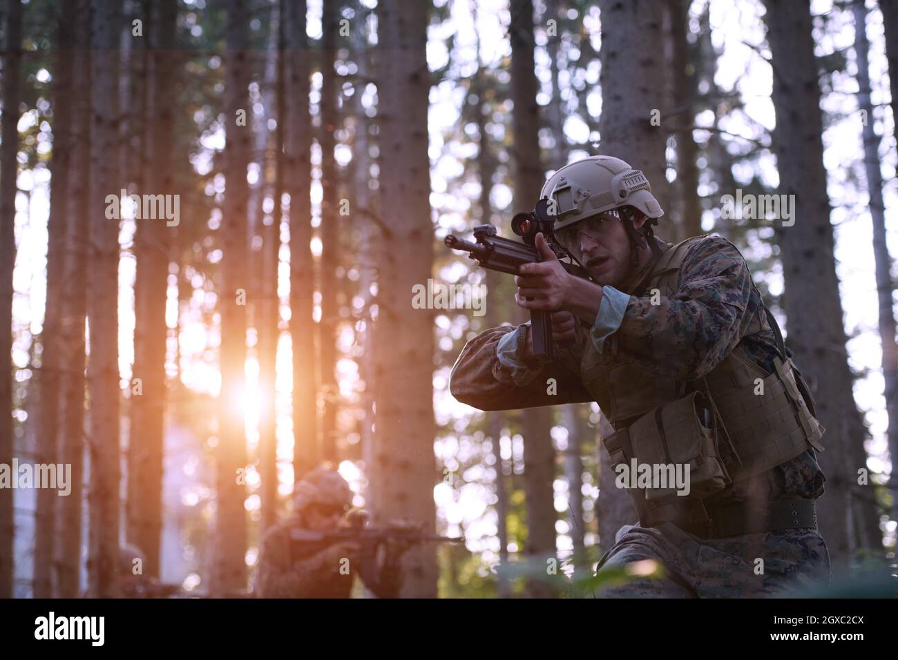 Modern warfare Soldiers Squad Running as Team in Battle Formation Stock ...