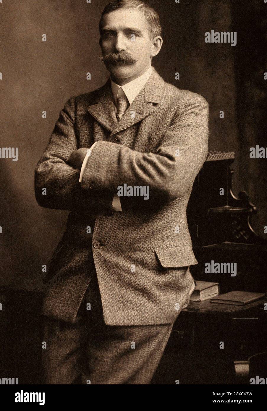 Sir solomon hi-res stock photography and images - Alamy