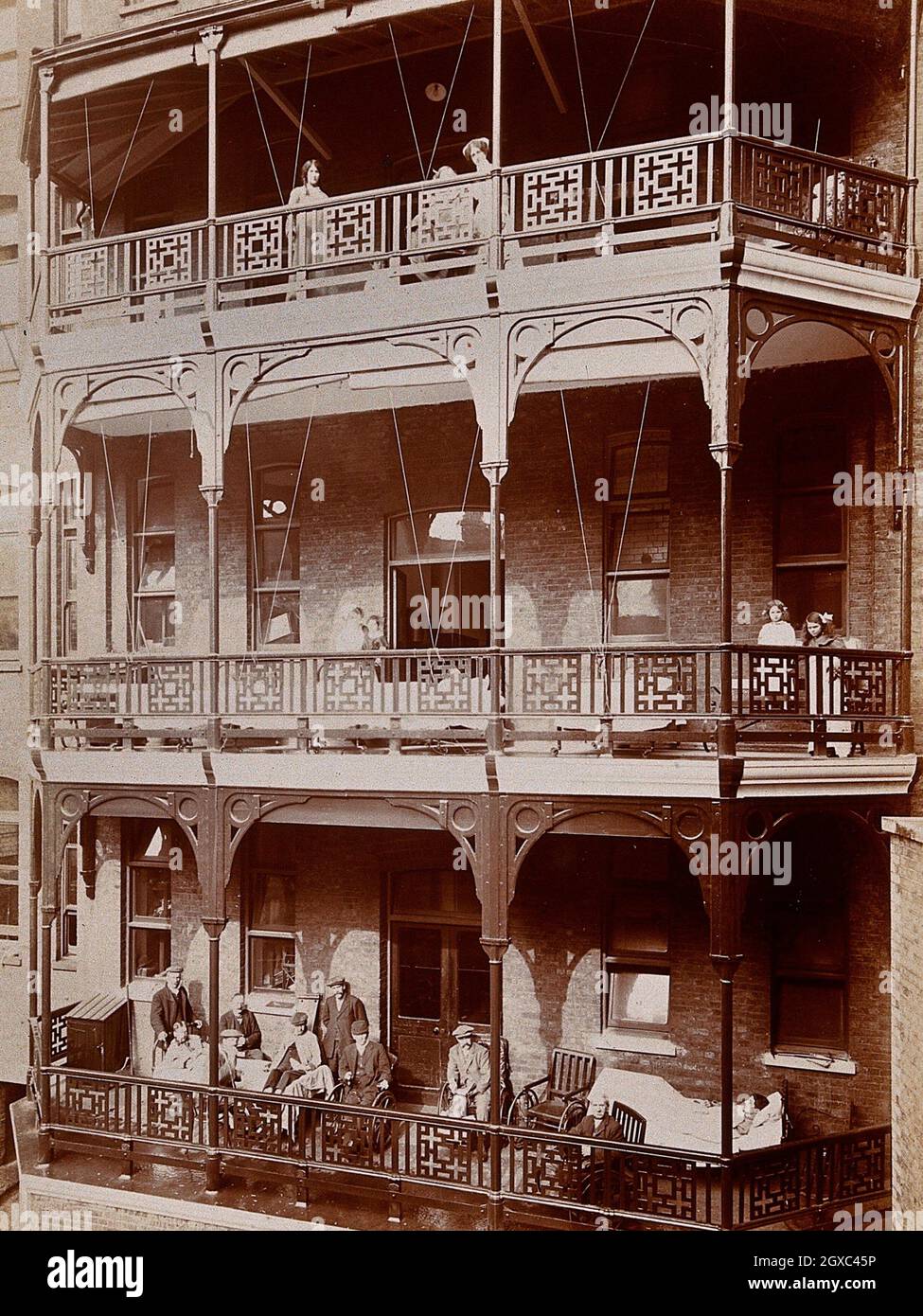 Great northern central hospital hi-res stock photography and images - Alamy