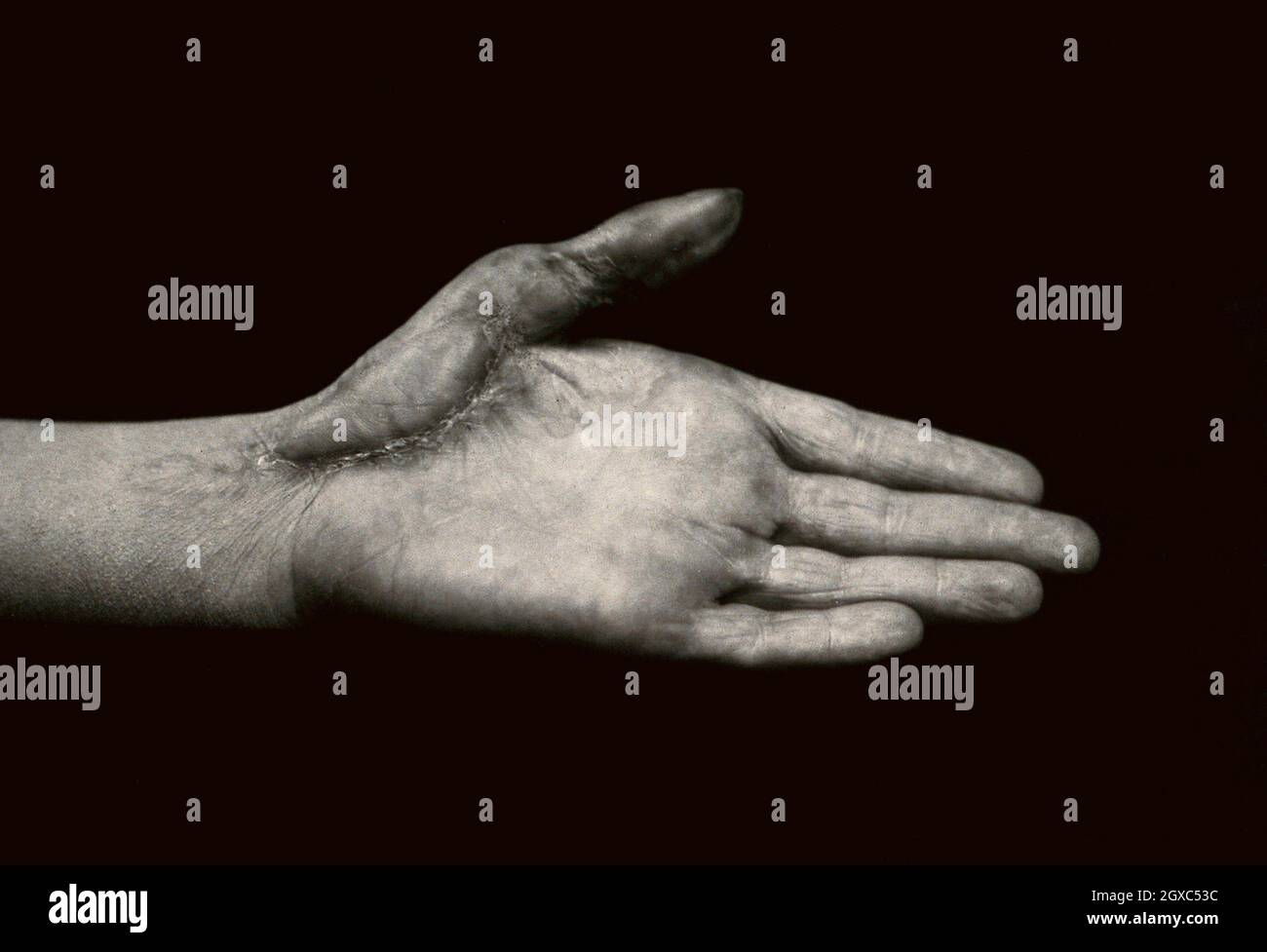 Hand showing technique hi-res stock photography and images - Alamy