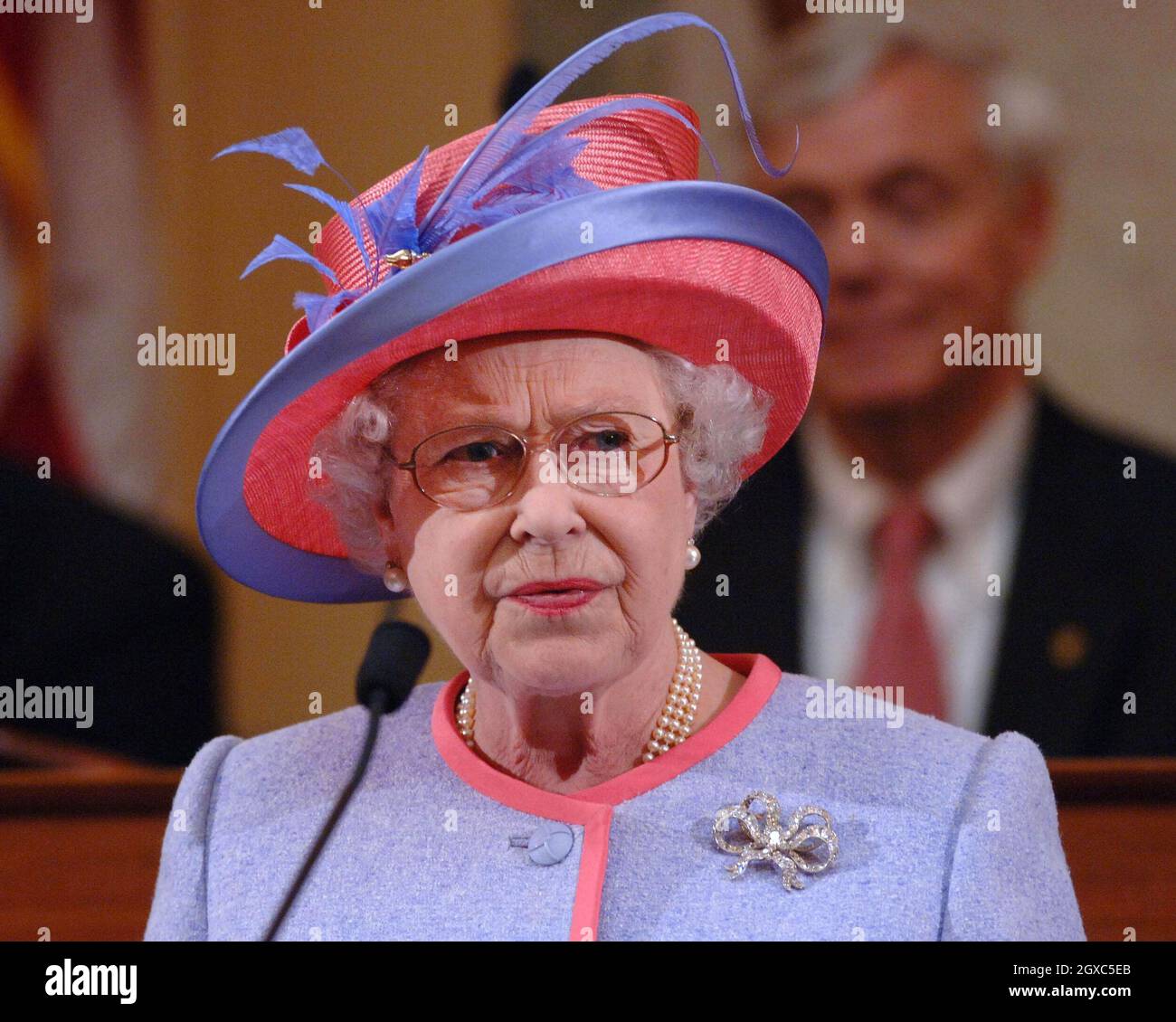 Queen Elizabeth II addresses the Virginia General Assembly in Richmond ...